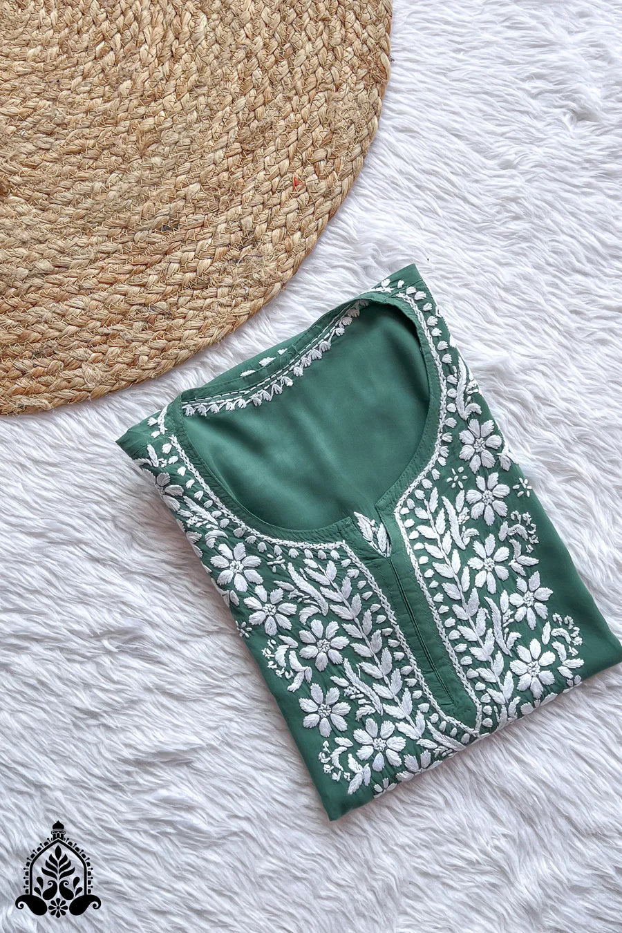 ADAH CHIKANKARI PREMIUM MODAL SHORT KURTI – Cosset